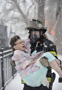 23 Incredibly Heroic Real Life Firefighters Photos in Action